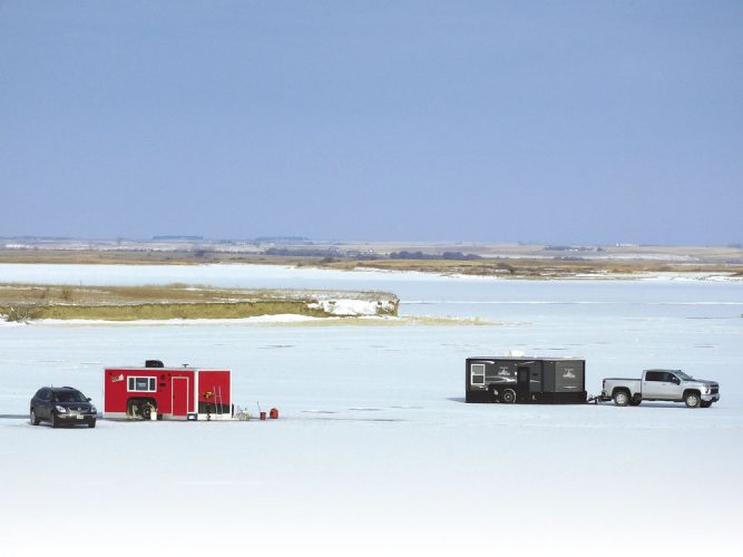 Ice fishing underway | News, Sports, Jobs - Minot Daily News